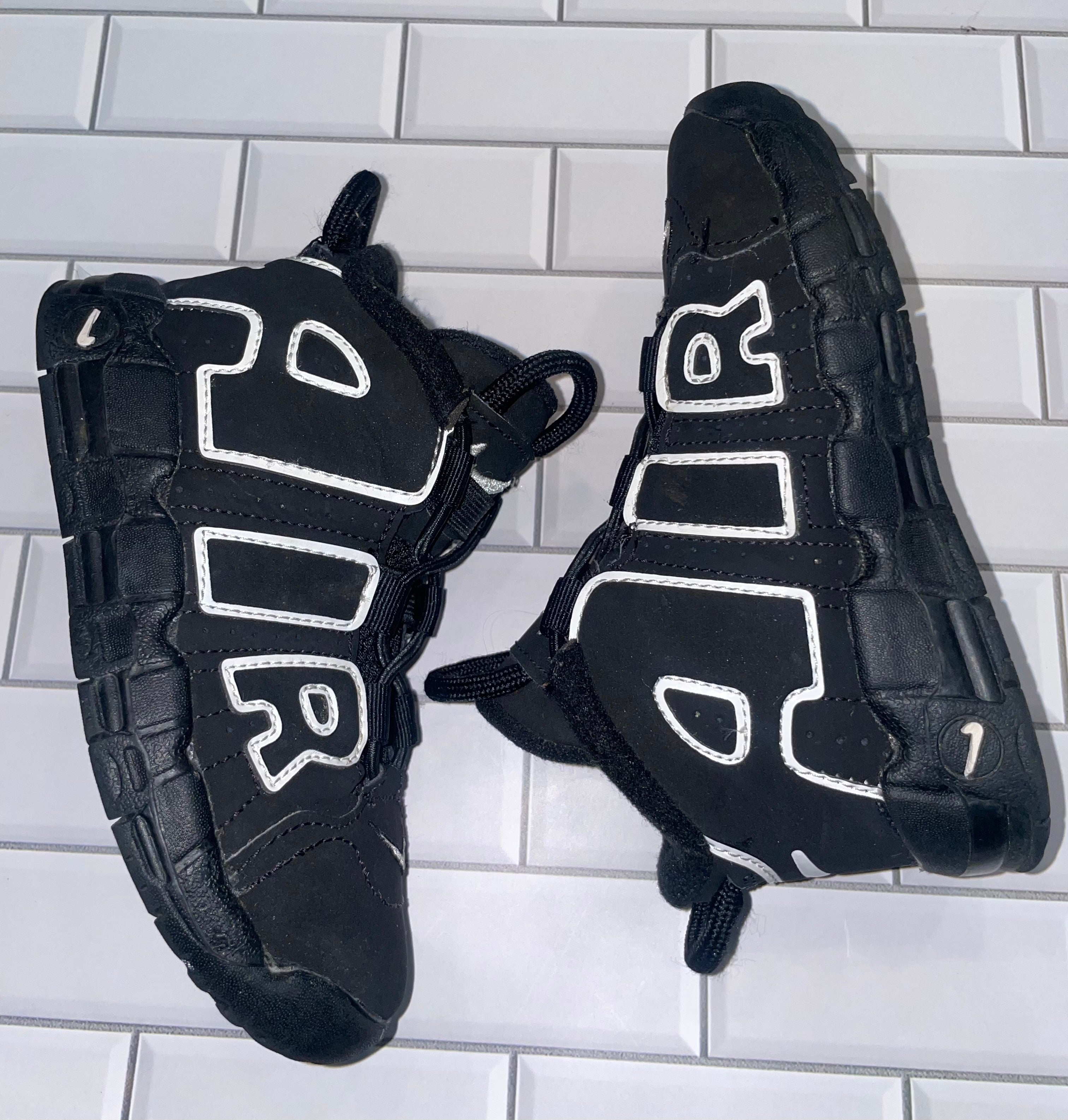 Nike Uptempo – Crafty Nifty & Thrifty